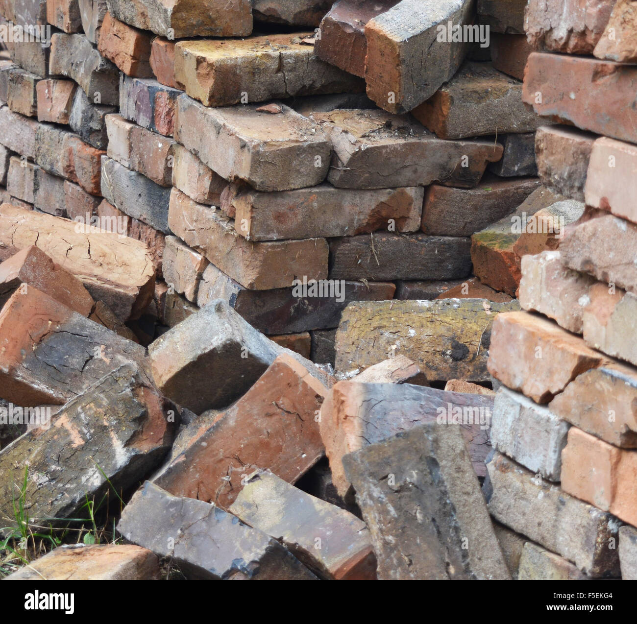 Brick on the building site Stock Photo - Alamy