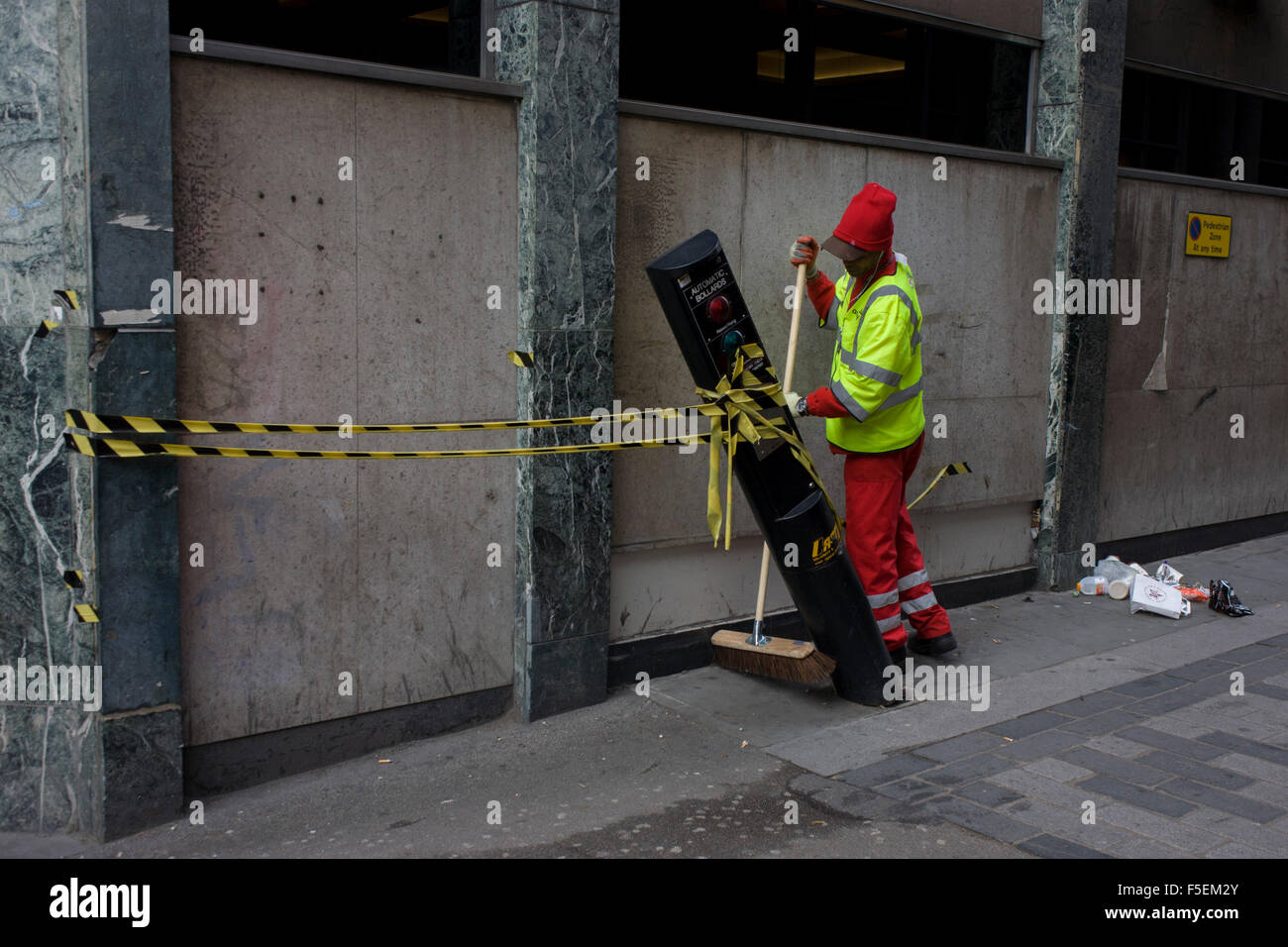 Bent bollard hi-res stock photography and images - Alamy