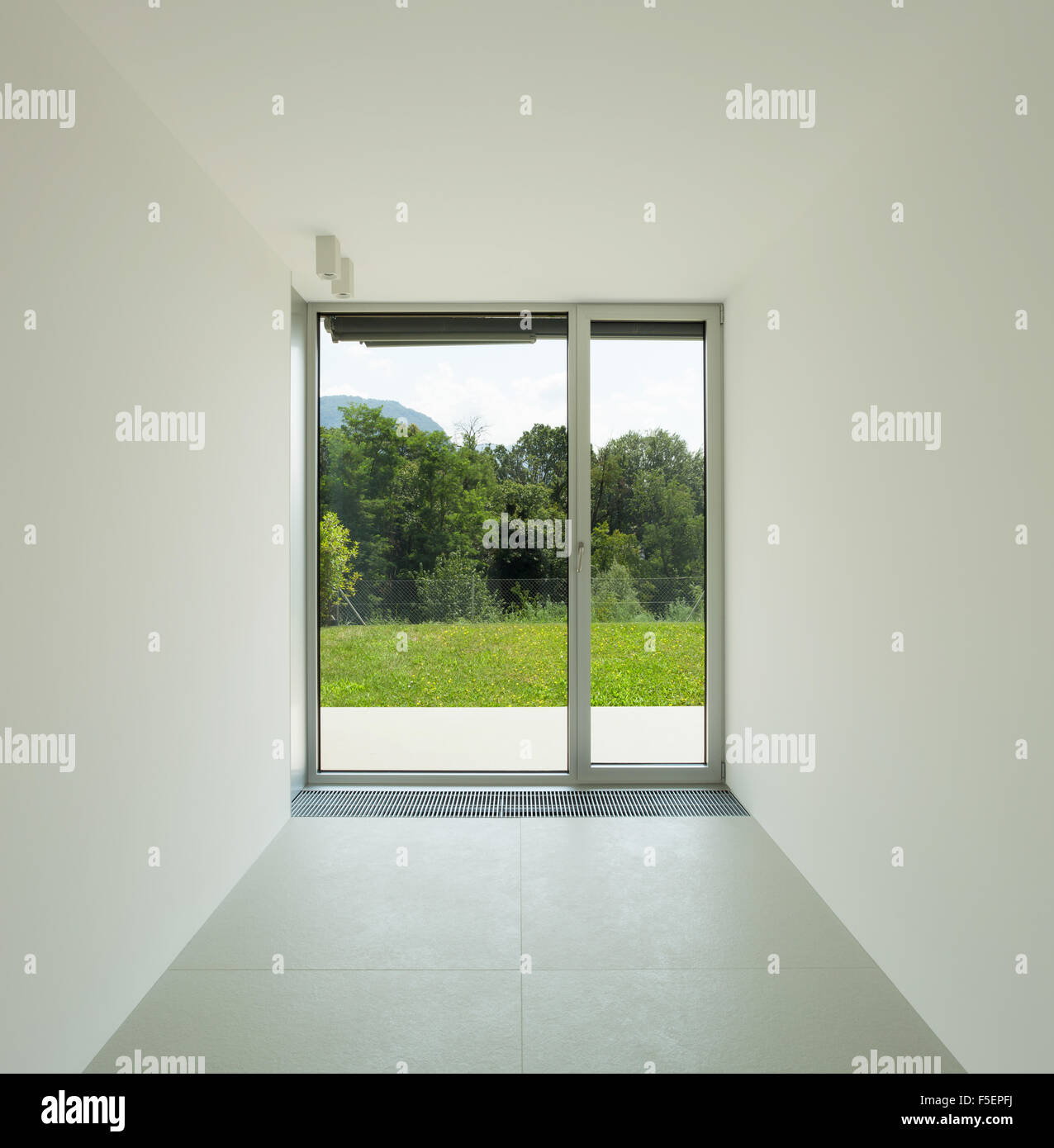 Architecture, new house with garden, interior of empty room Stock Photo ...