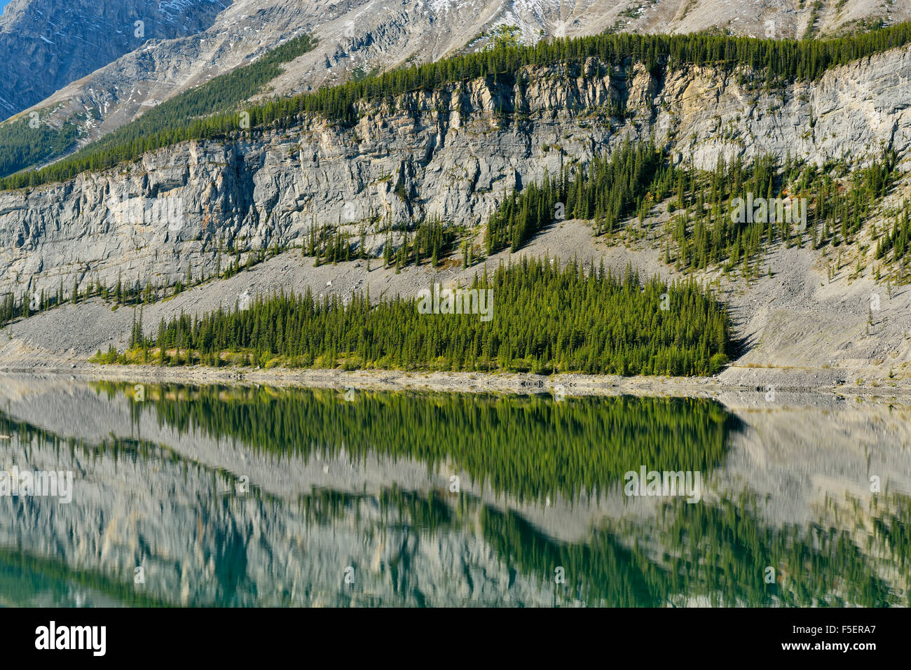 Spray Lake, Spray Lake Provincial Park, Kananaskis, Alberta, Canada ...