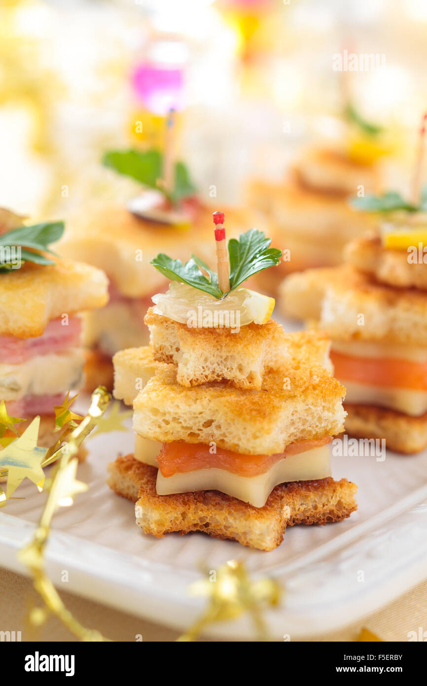 Holiday toasts hi-res stock photography and images - Alamy