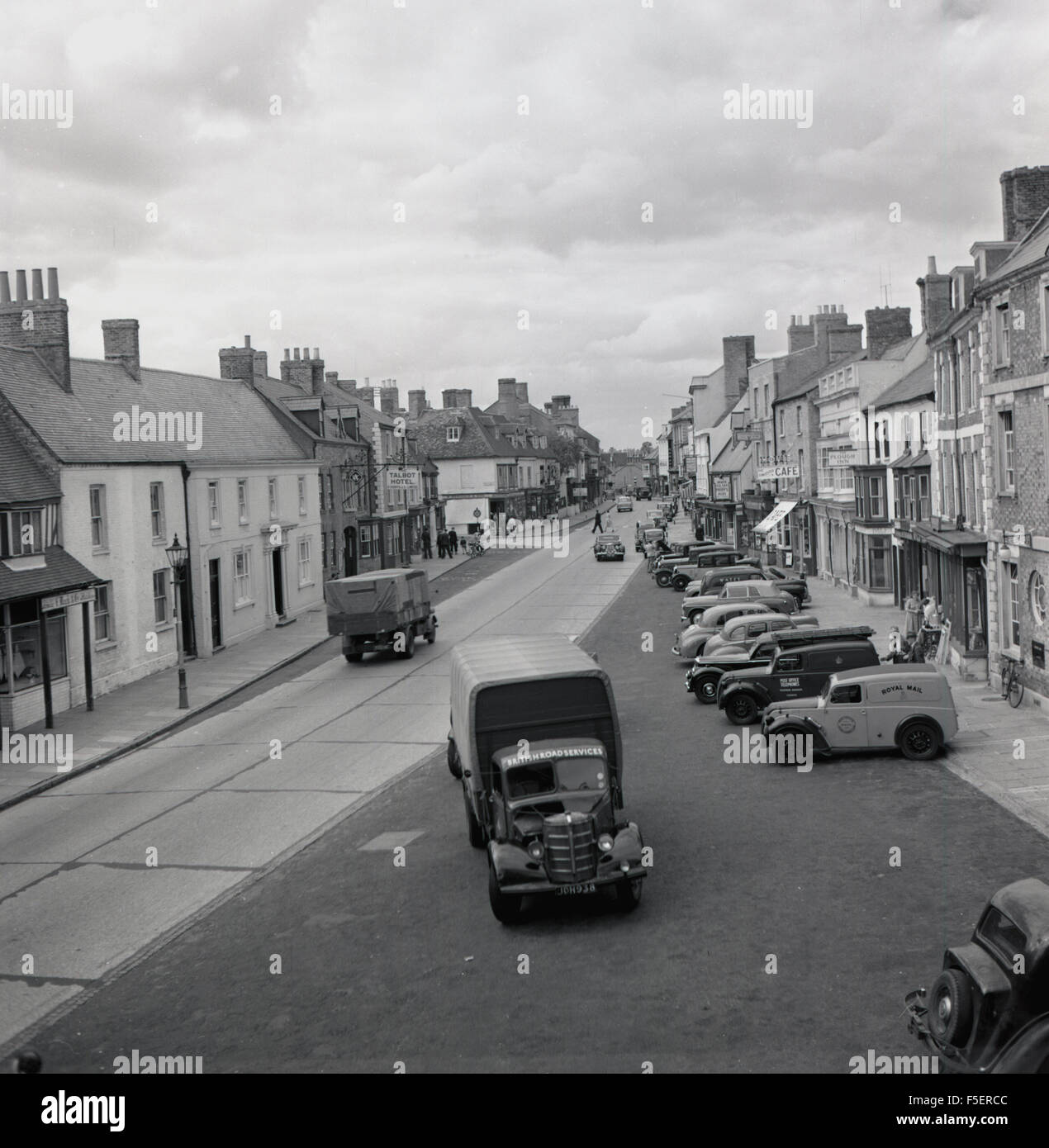 1950s historical, view of the high street of Towcester, the Roman town ...