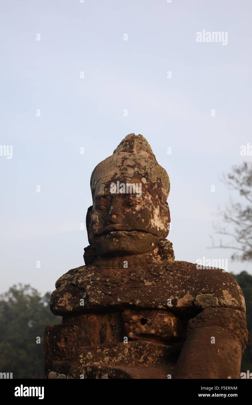 Portraits of stone statues in Angkor Wat Stock Photo - Alamy