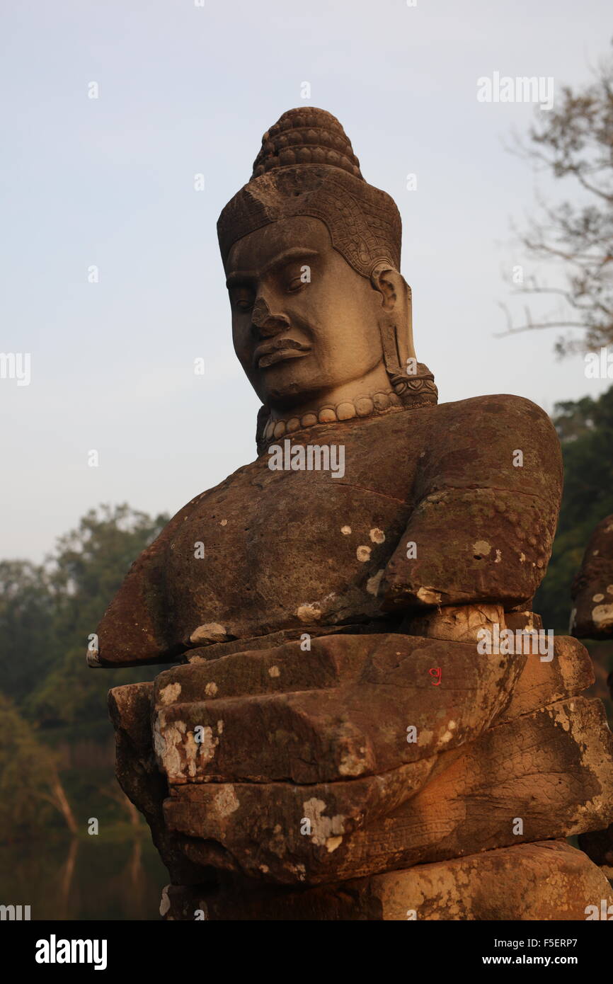 Portraits of stone statues in Angkor Wat Stock Photo - Alamy