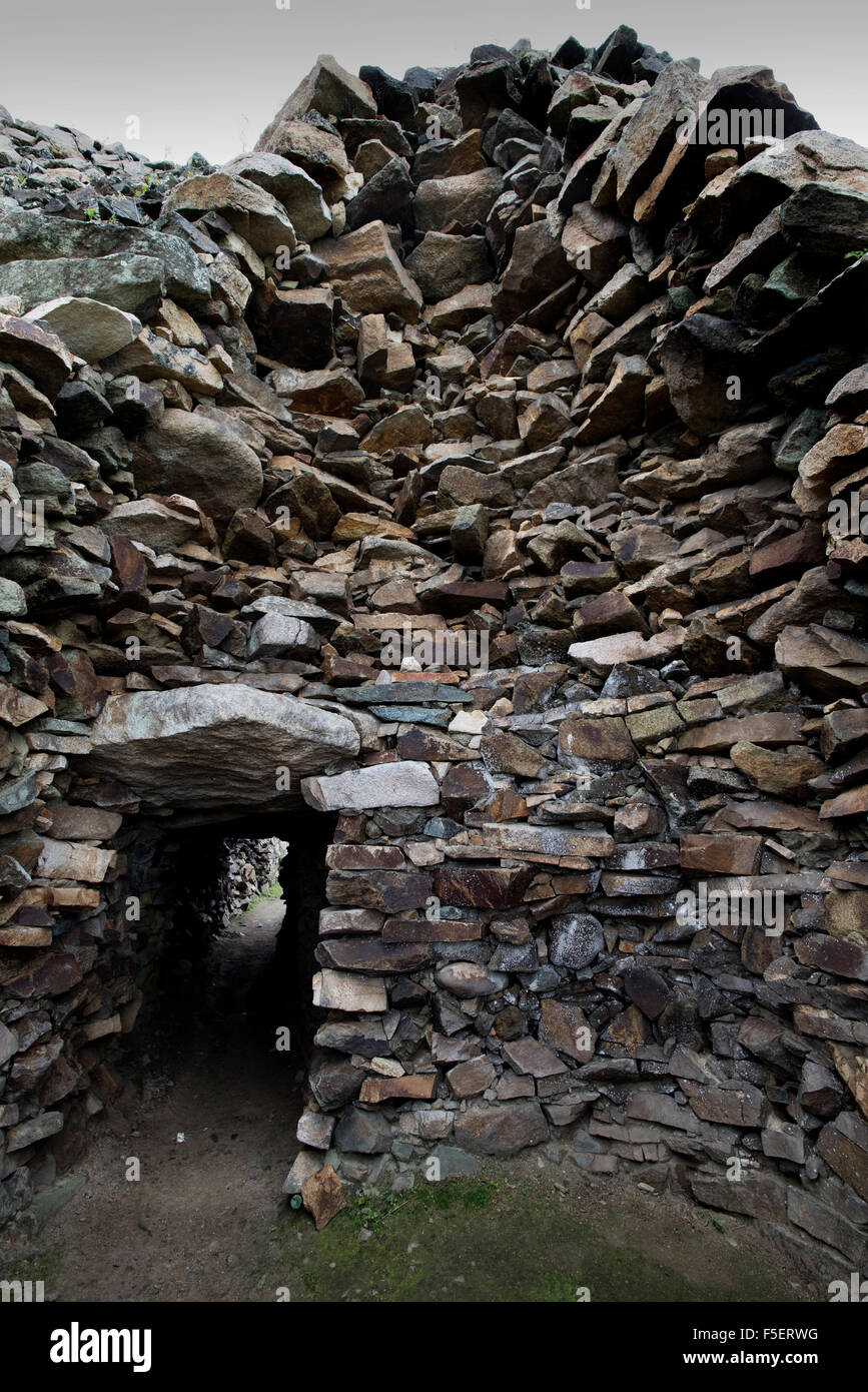 Barnenez. Cairn de Barnenez, Kernelehen peninsular,Brittany,France. Oct ...
