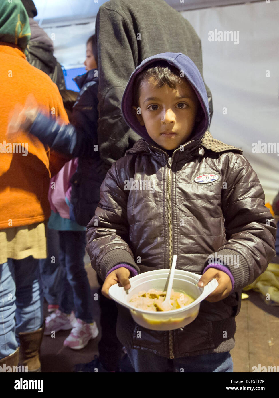 Child refugees austria hi-res stock photography and images - Alamy