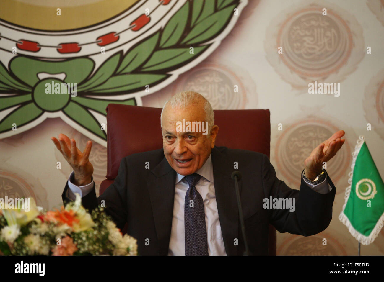 Arab chief hi-res stock photography and images - Alamy