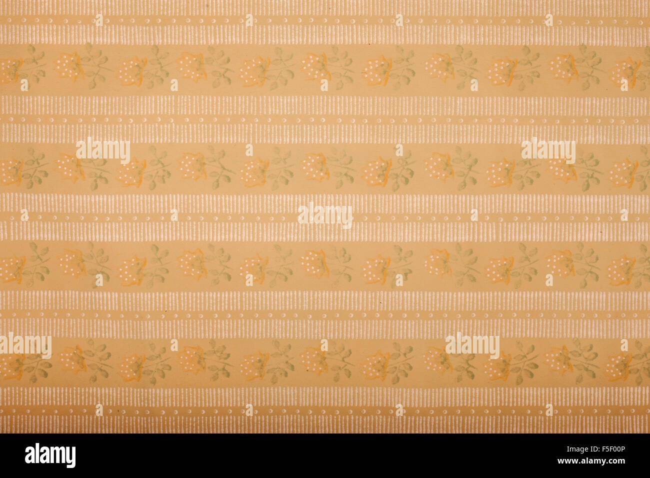 Old fashioned wallpapers hi-res stock photography and images - Alamy