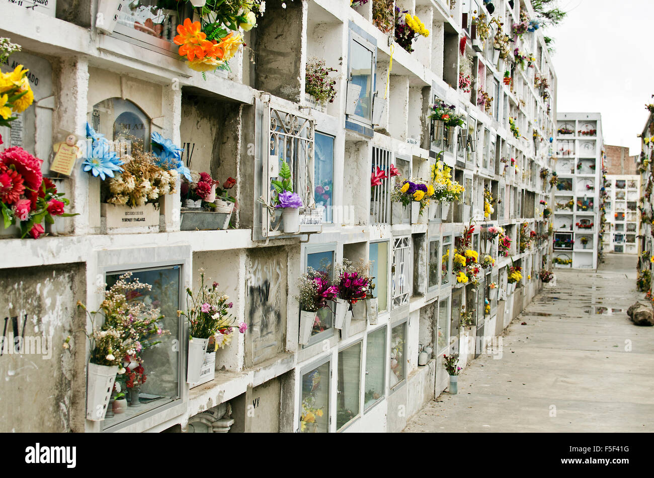 Peru cemetery hi-res stock photography and images - Alamy