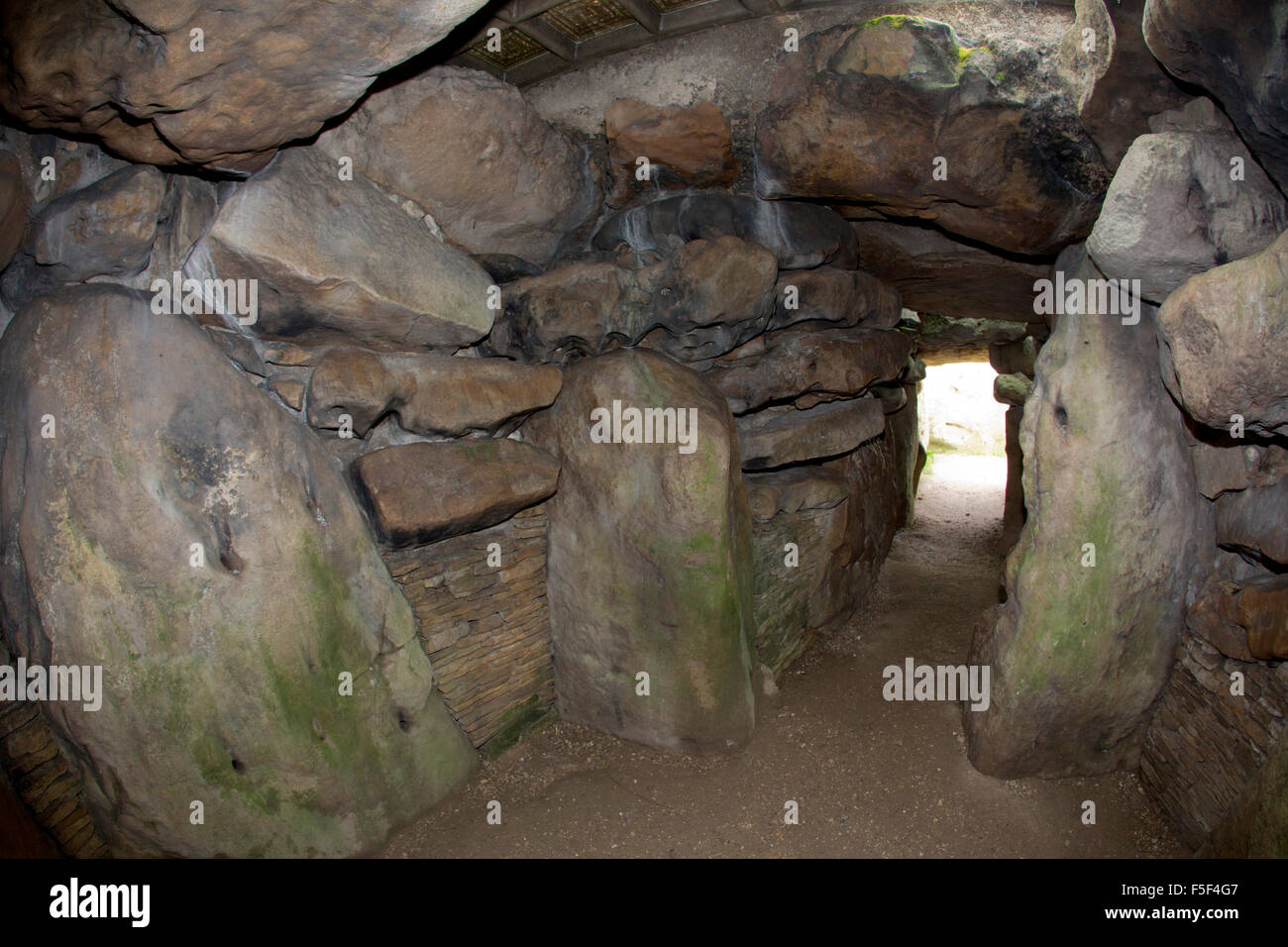 Avebury; West Kennet Long Barrow; Interior; Wiltshire; UK Stock Photo ...