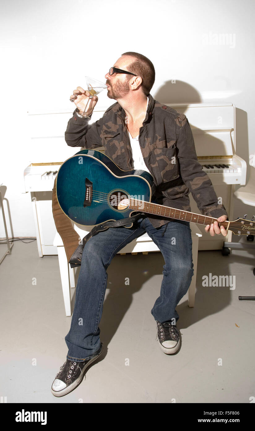 David stewart musician hi-res stock photography and images - Alamy