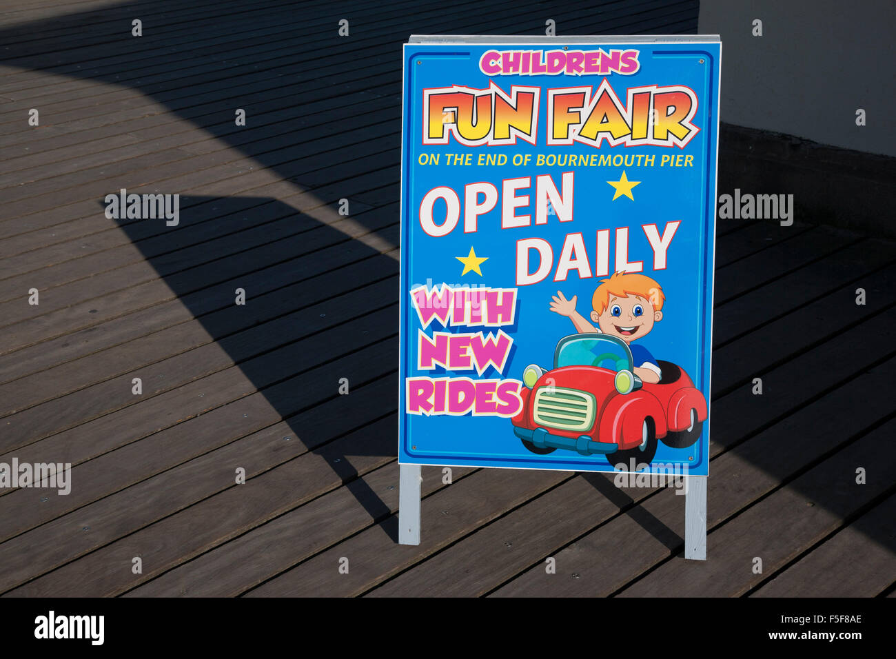 Fair sign hi-res stock photography and images - Alamy