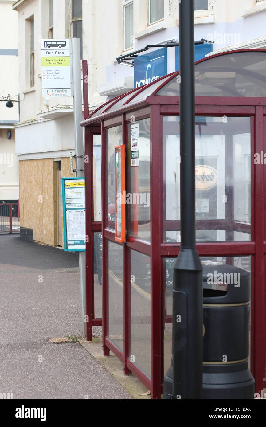 bus stop red sign Stock Photo - Alamy