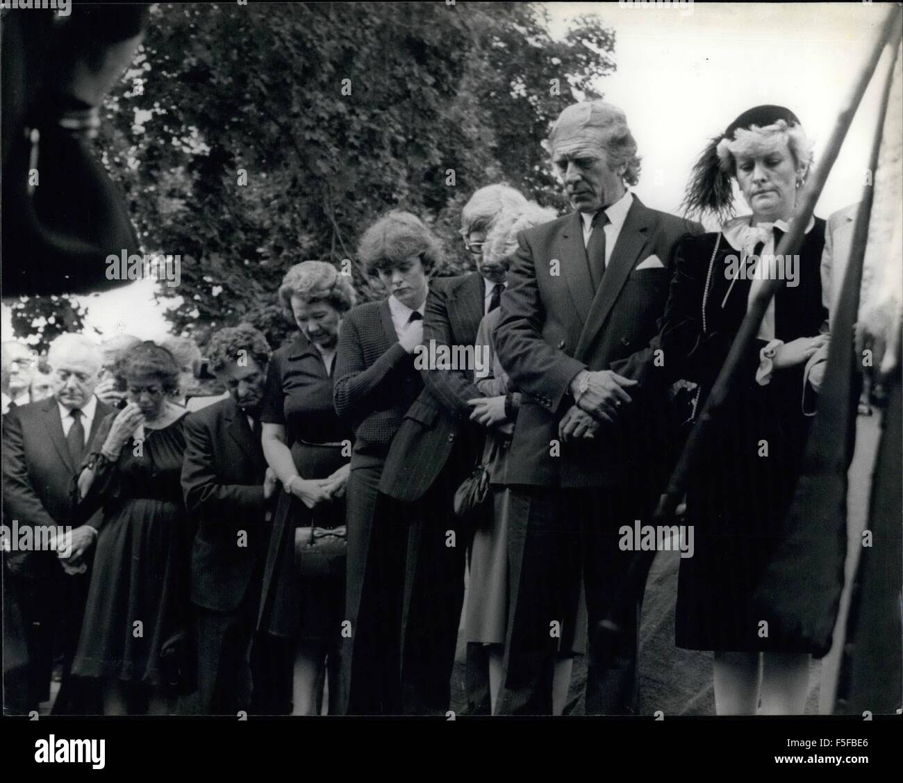 1967 - OPS: Charlie Kray (second right), and close relatives pay their ...