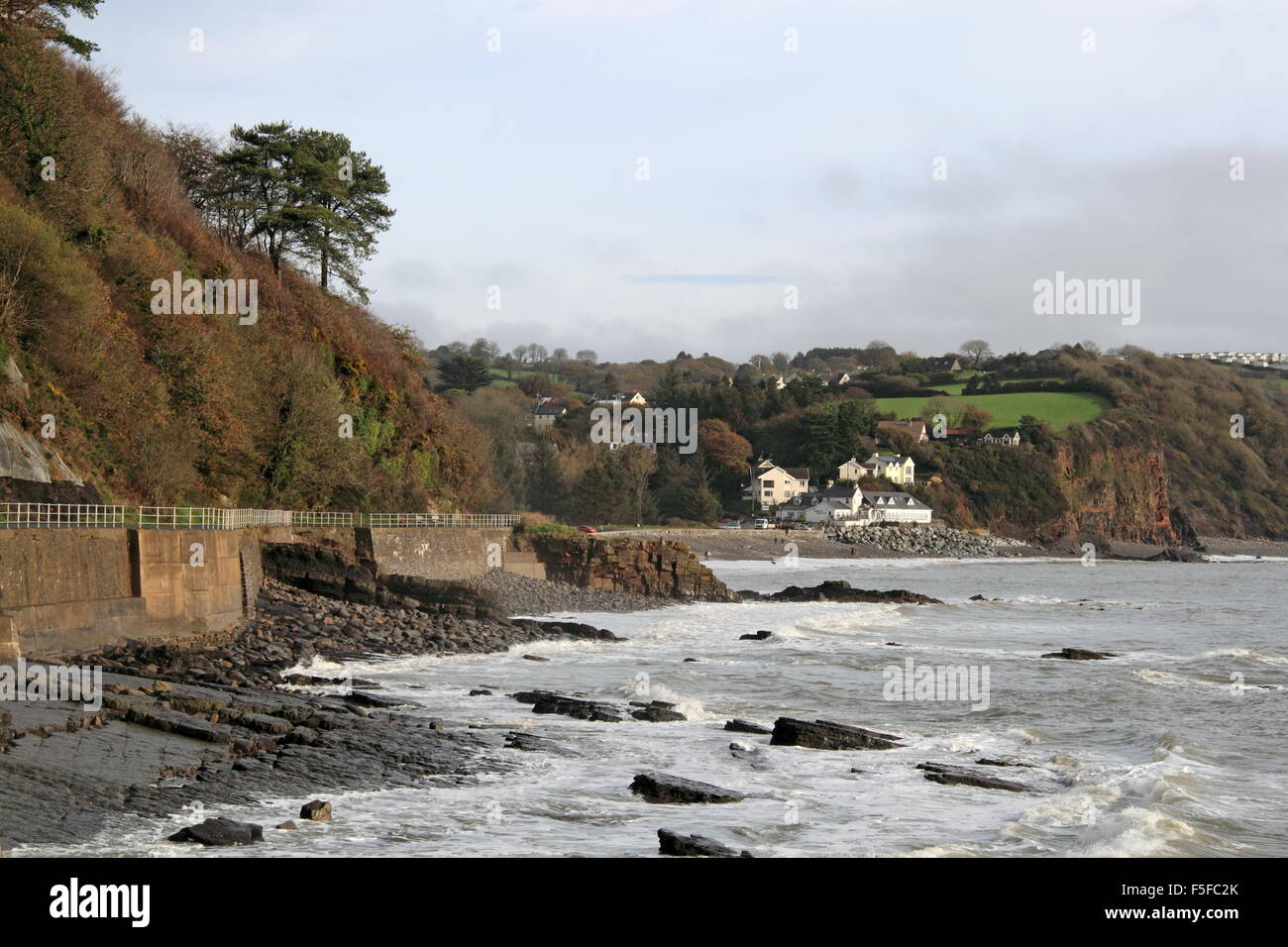 Wiseman's Bridge seafront, Amroth, Carmarthen Bay, Pembrokeshire, Dyfed ...