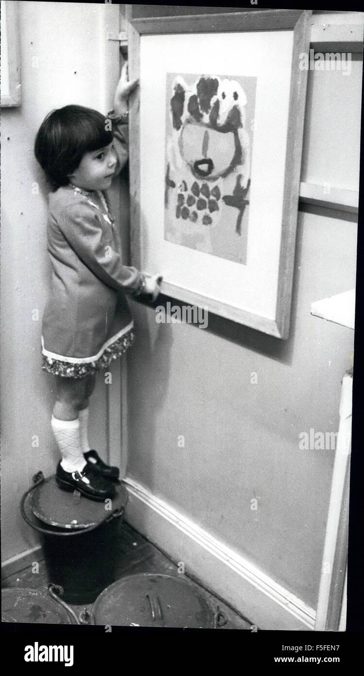 1967 - Her Royal Portrait: Four-year-old Victoria Keefe, has to stand ...