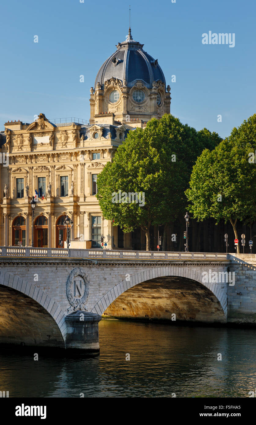 Paris Commercial Court monument and Pont au Change by the River Seine ...