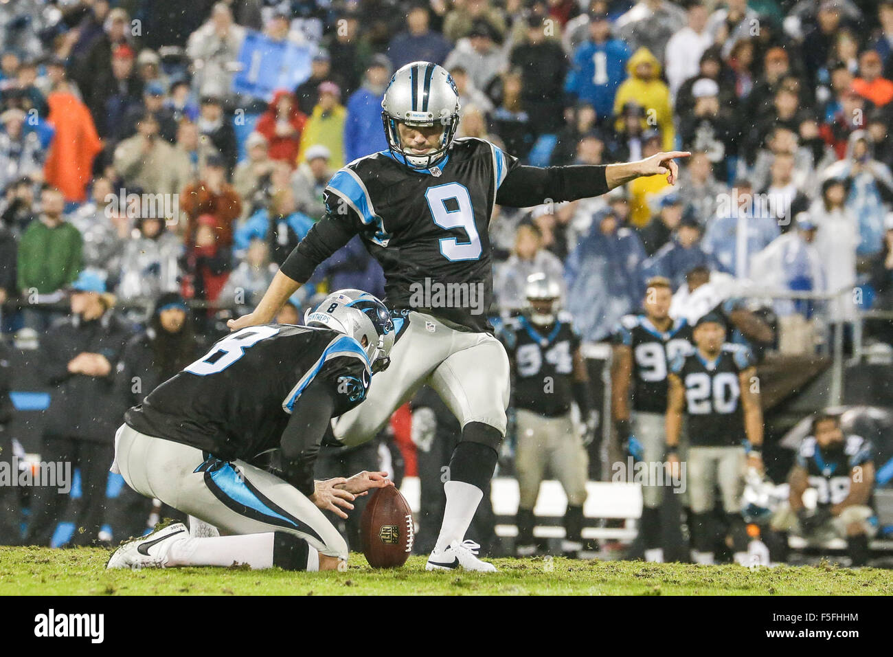 Overtime. 2nd Nov, 2015. NC, Carolina Panthers kicker Graham Gano #9 ...