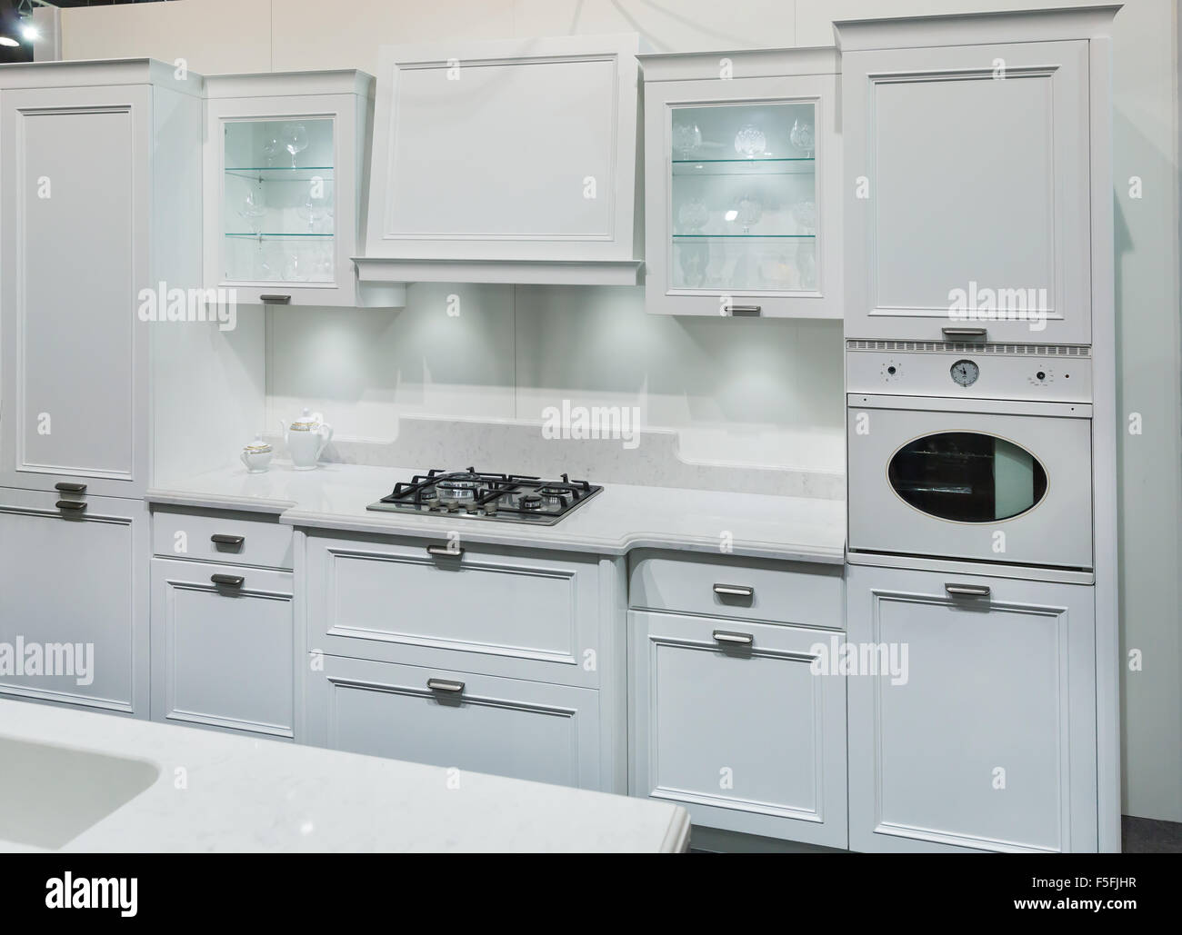 Kitchen cabinet hi-res stock photography and images - Alamy