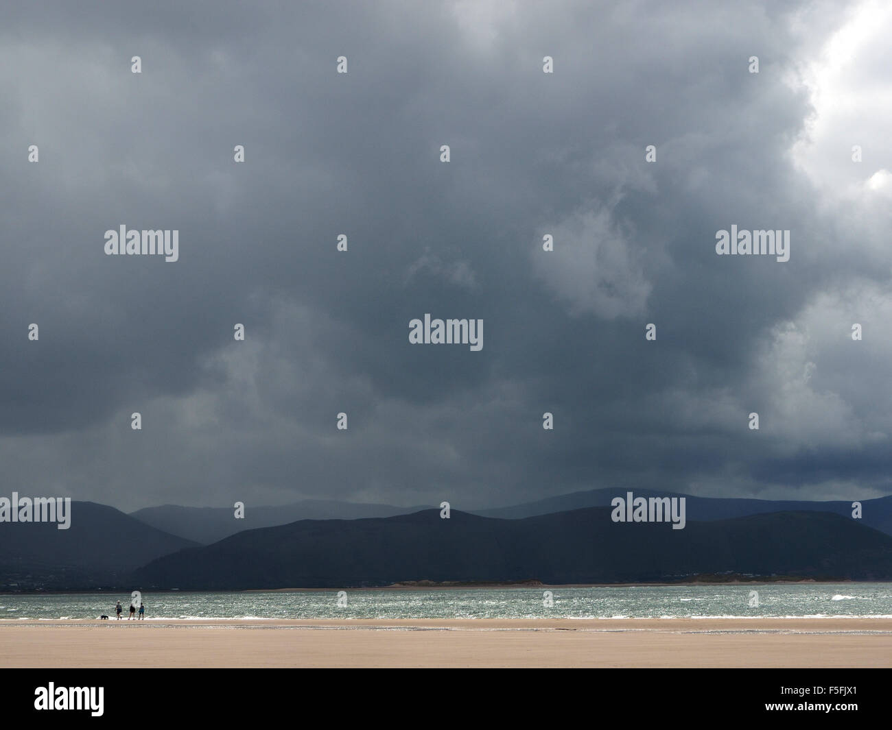 Seashore and distant hills hi-res stock photography and images - Alamy