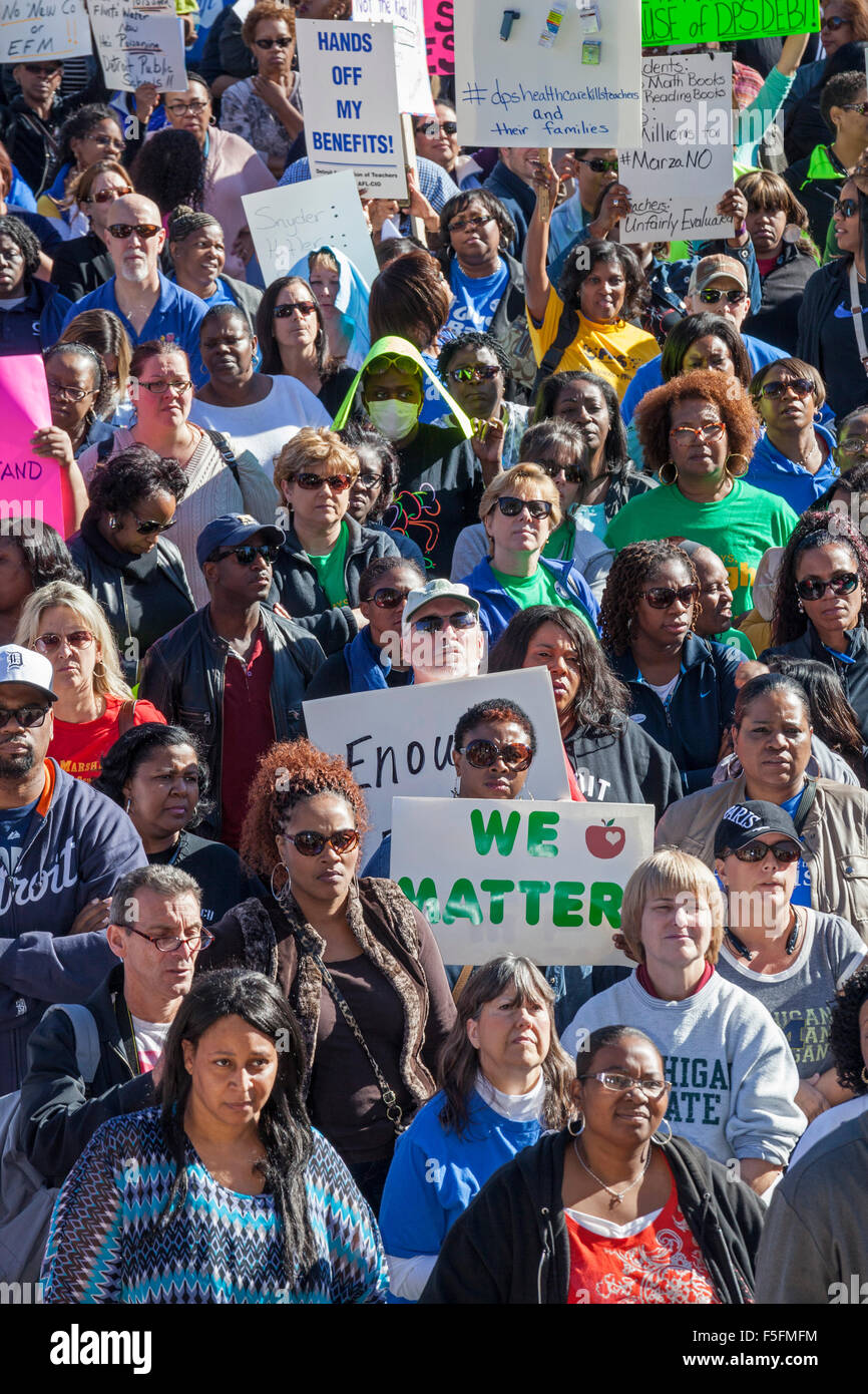 School workers hi-res stock photography and images - Alamy