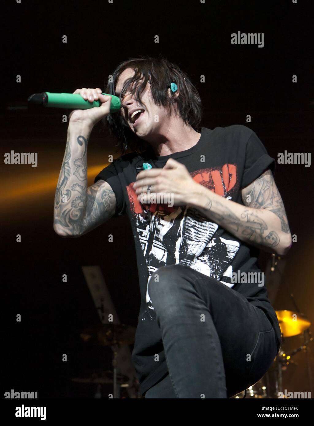 Broomfield, Colorado, USA. 2nd Nov, 2015. Lead singer for Sleeping With ...