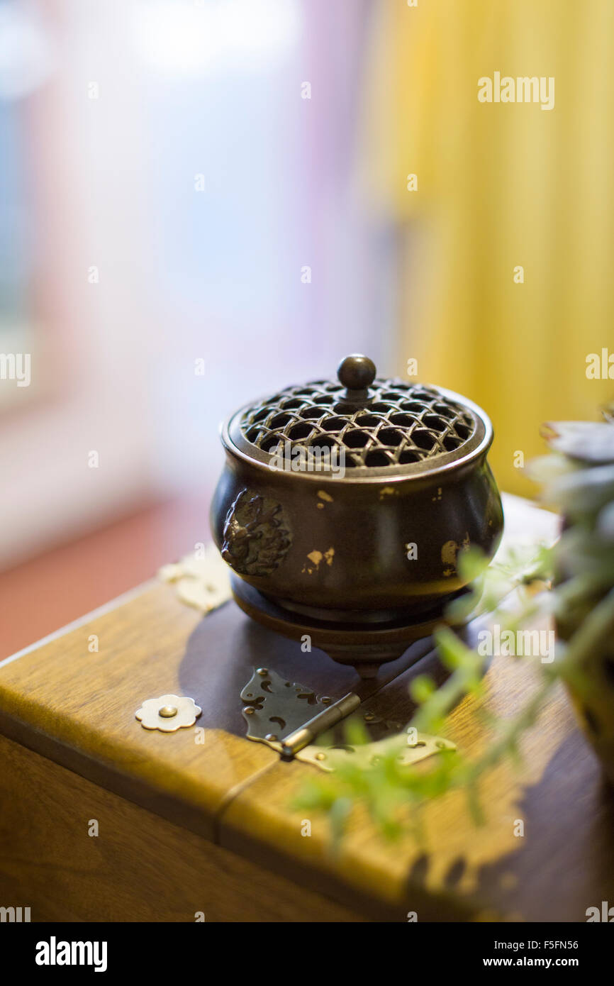 Traditional Chinese censer Stock Photo - Alamy