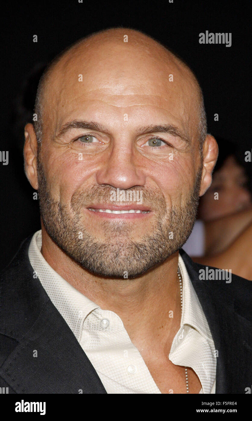 Los Angeles Mma Fighter Stock Photos & Los Angeles Mma Fighter Stock ...