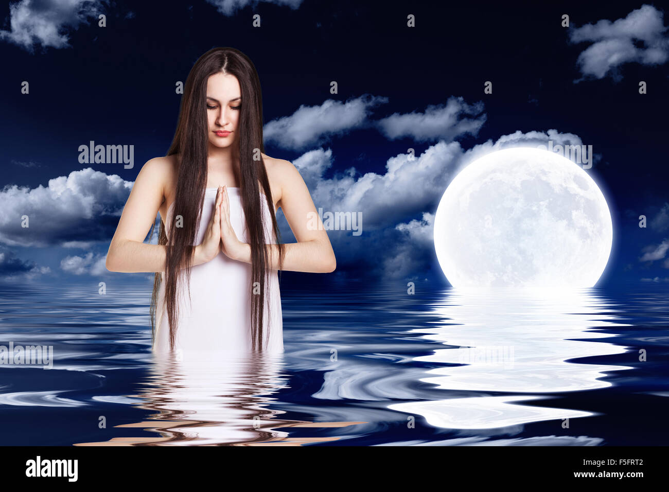 Beautiful woman moon stars hi-res stock photography and images - Alamy