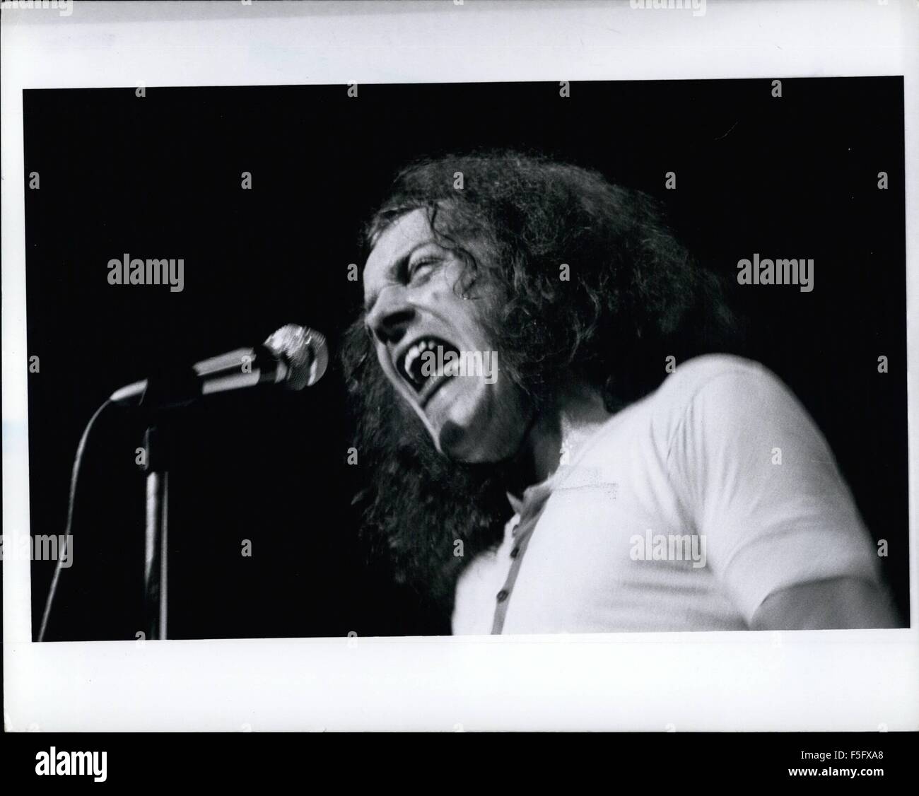 Live joe cocker hi-res stock photography and images - Alamy