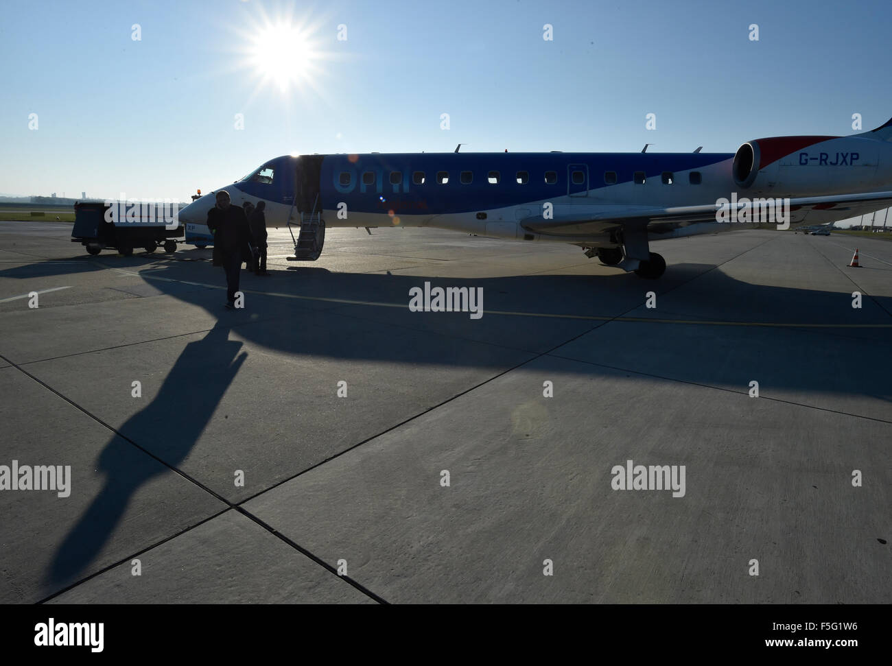 Regional aircraft hi-res stock photography and images - Alamy
