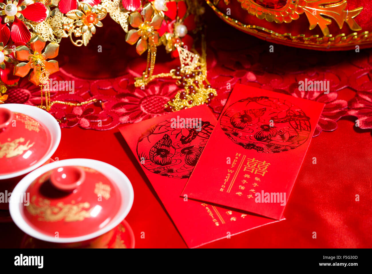 Traditional Chinese wedding elements Stock Photo - Alamy