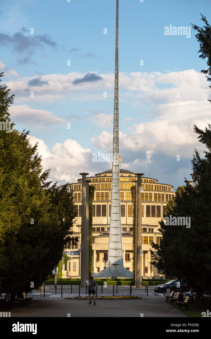 Iglica wroclaw monument hi-res stock photography and images - Alamy