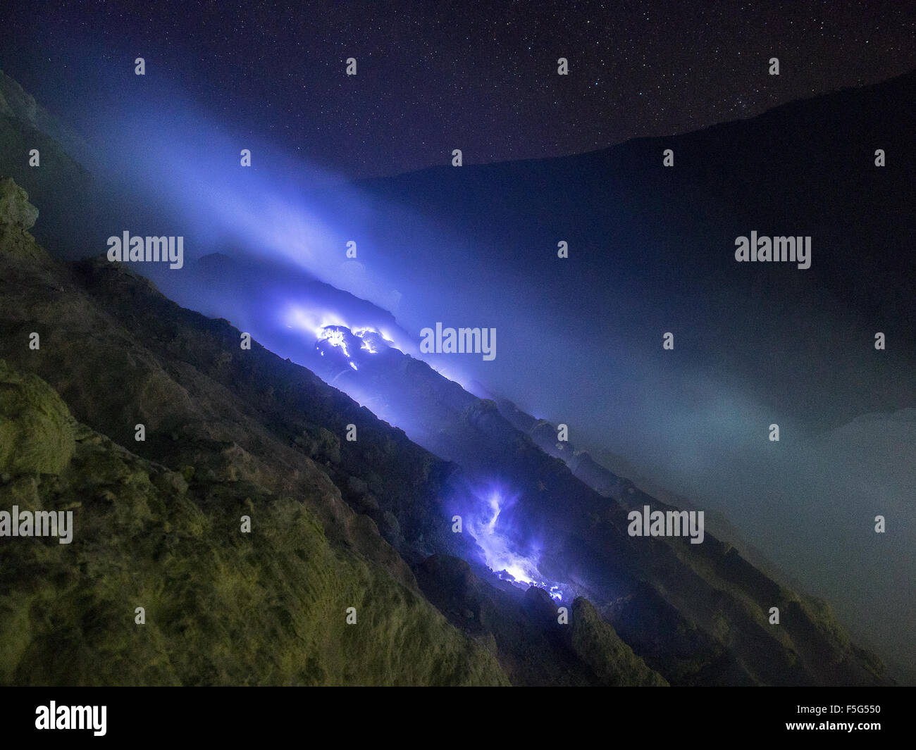 Sulfur flame hi-res stock photography and images - Alamy