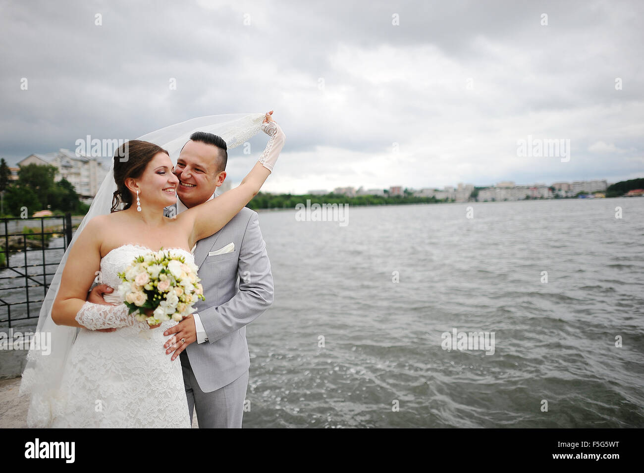 Windy wedding hi-res stock photography and images - Alamy