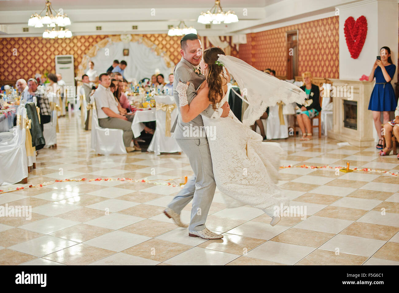 First wedding dance Stock Photo - Alamy