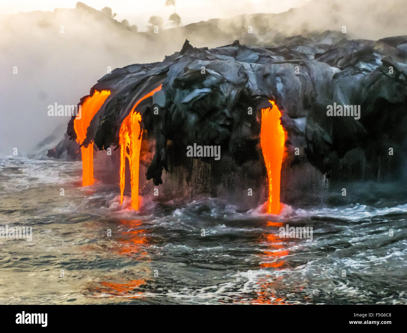 Volcano heat waves hi-res stock photography and images - Alamy