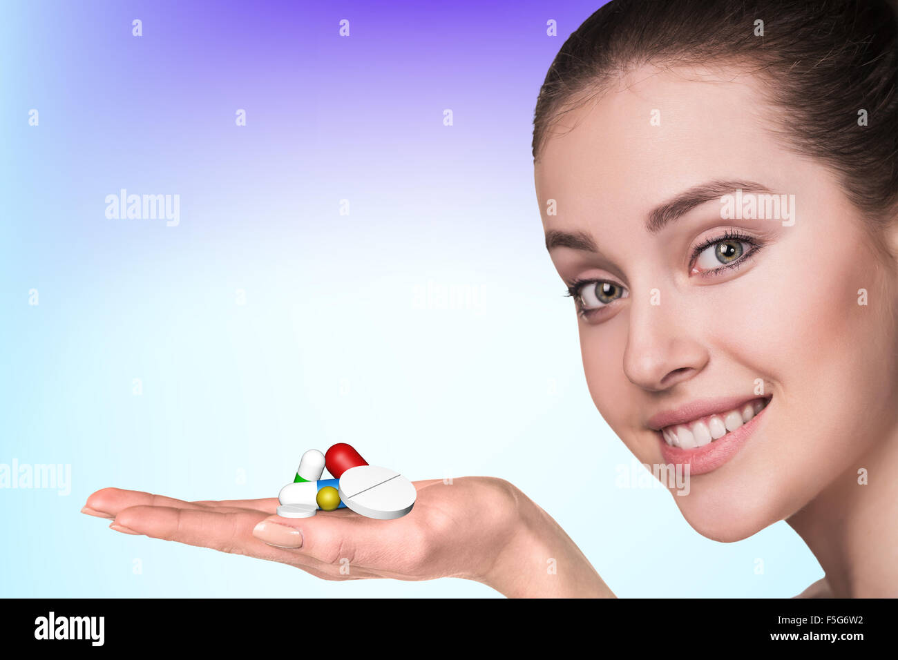 Pharmacist woman help in hi-res stock photography and images - Alamy