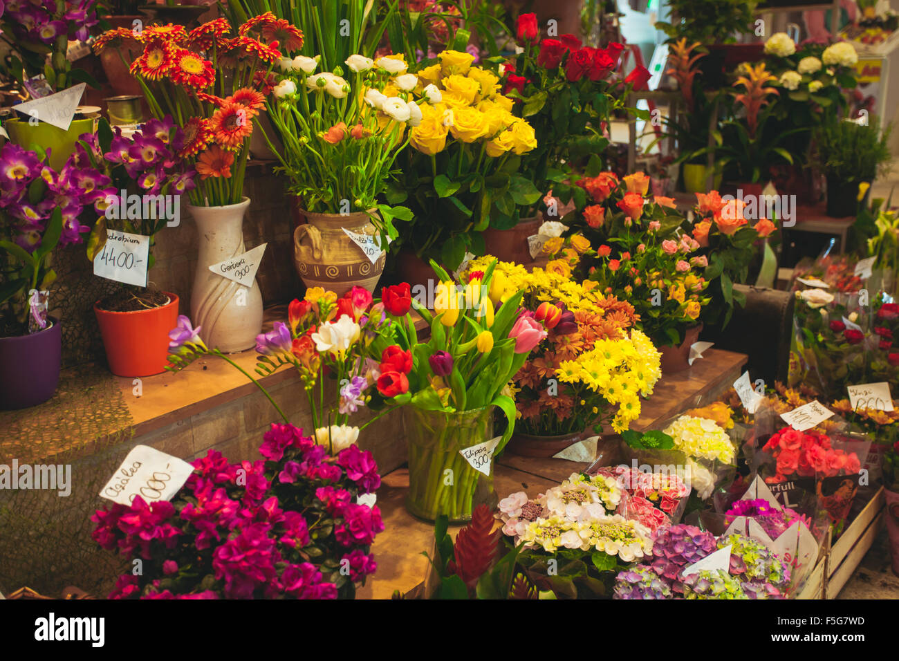 The flower market Stock Photo - Alamy
