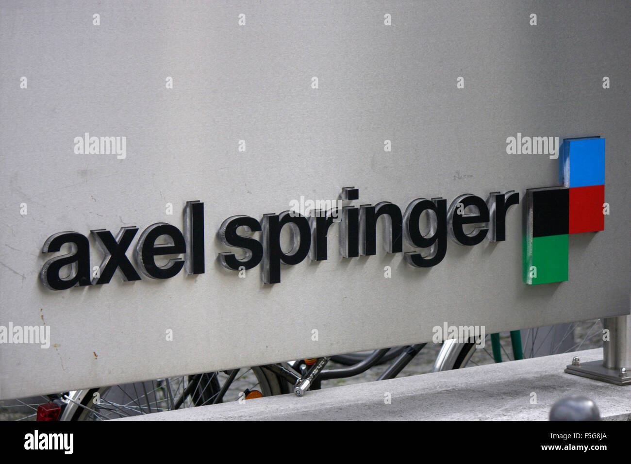 Axel springer verlag berlin deutschland hi-res stock photography and ...
