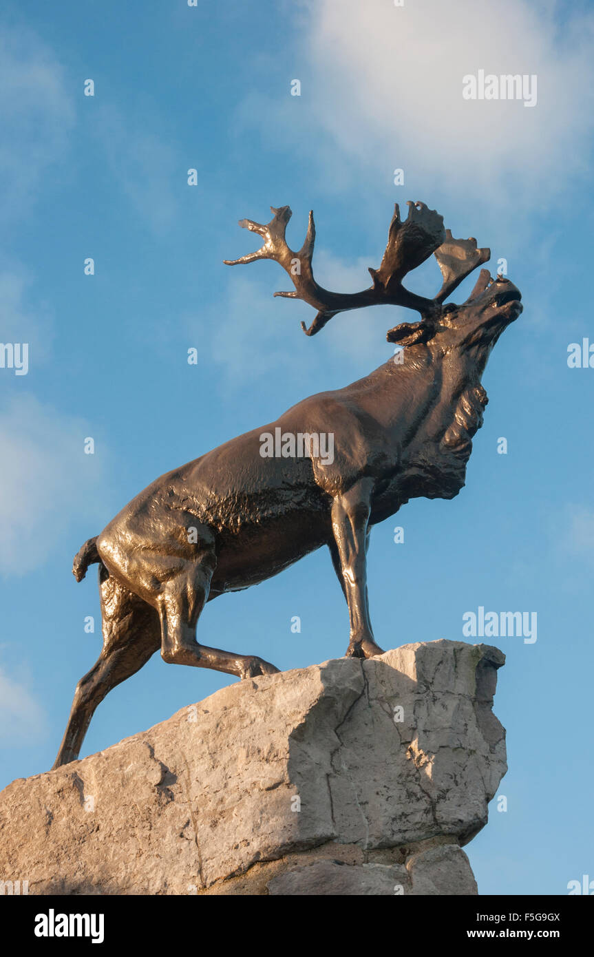 Statue of Stag against a blue sky, Beaumont Hamel WWI War Monument ...