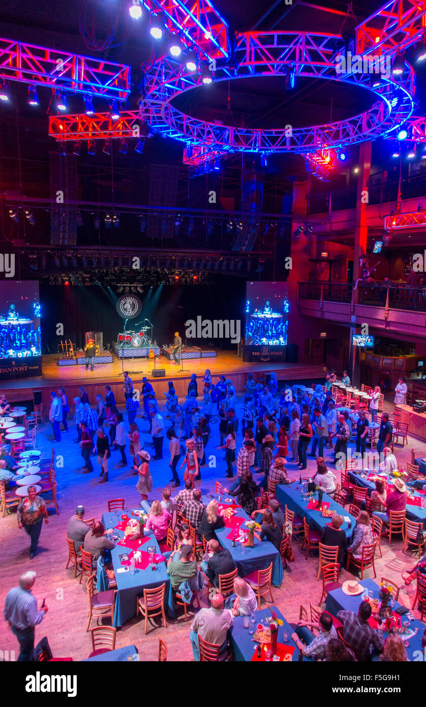 American Saloon Food Stock Photos & American Saloon Food Stock Images ...