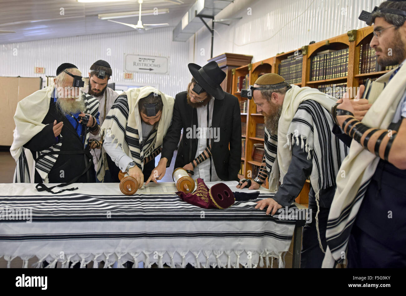 Small Synagogue High Resolution Stock Photography and Images - Alamy