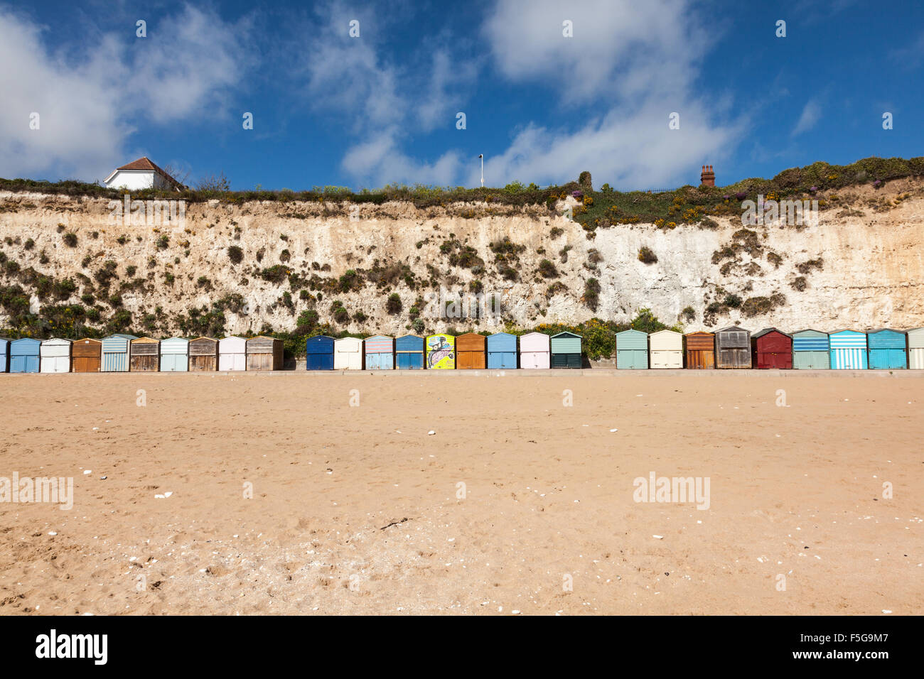Broadstairs beach hut hi-res stock photography and images - Alamy