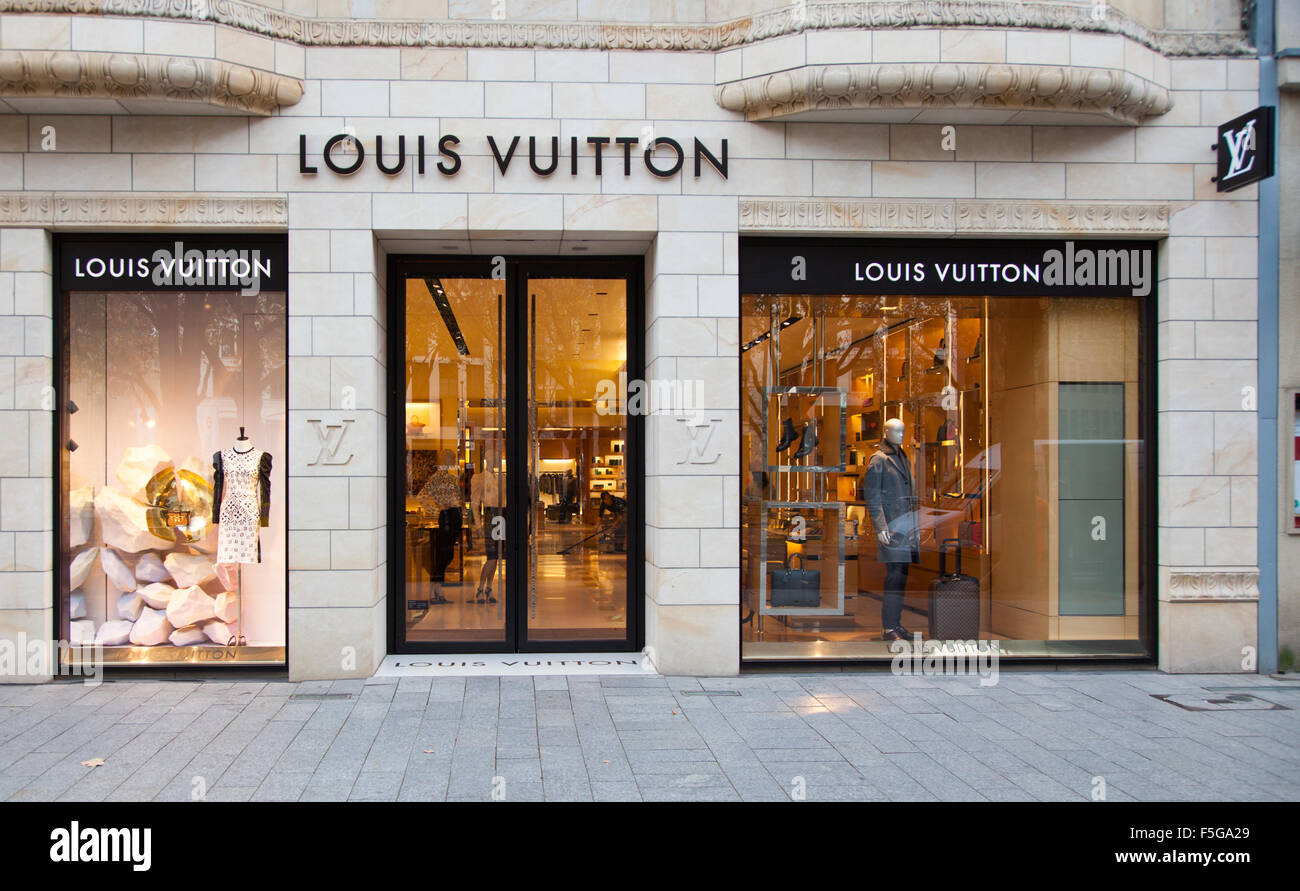 Louis Vuitton store in Dusseldorf Germany Stock Photo - Alamy