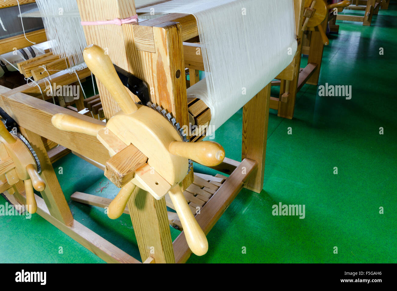 Raw wool stretched hi-res stock photography and images - Alamy