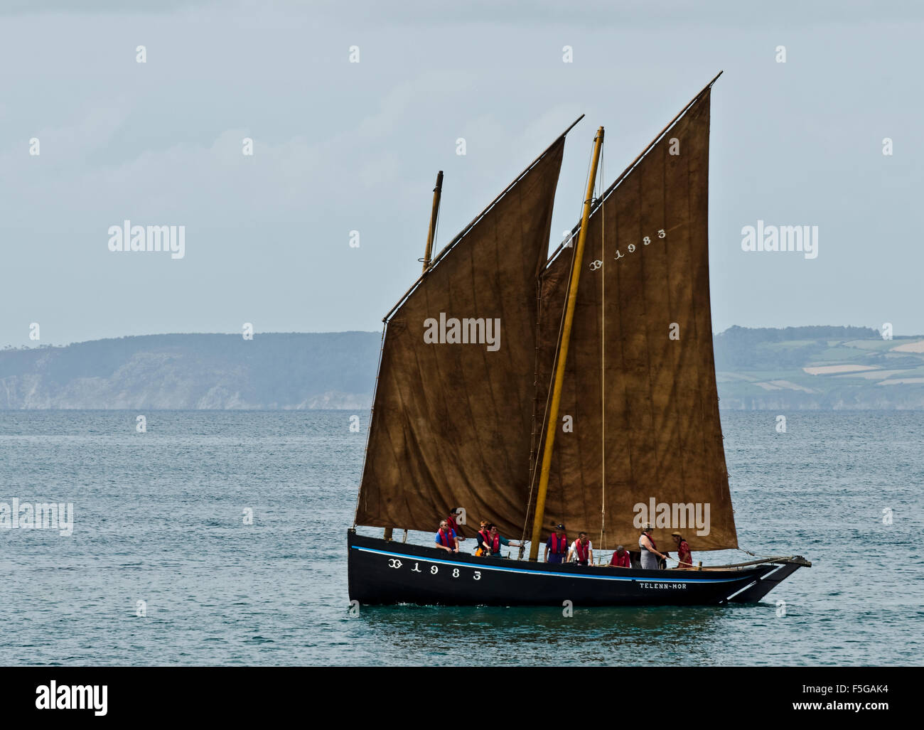close hauled classic Breton gaff rigged sailing mackerel fishing boat ...
