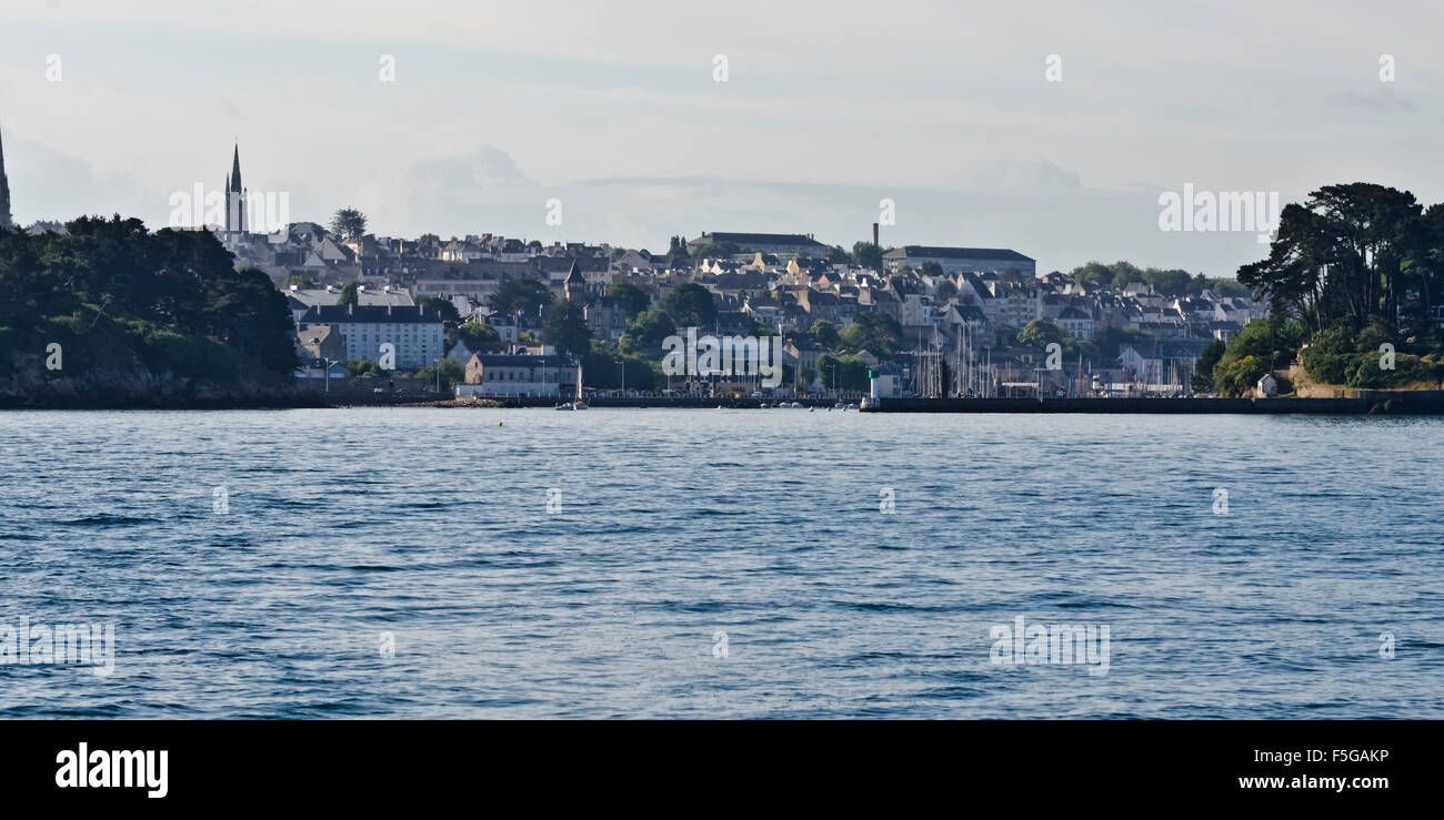 entrance to Douarnenez harbour Brittany France Stock Photo - Alamy