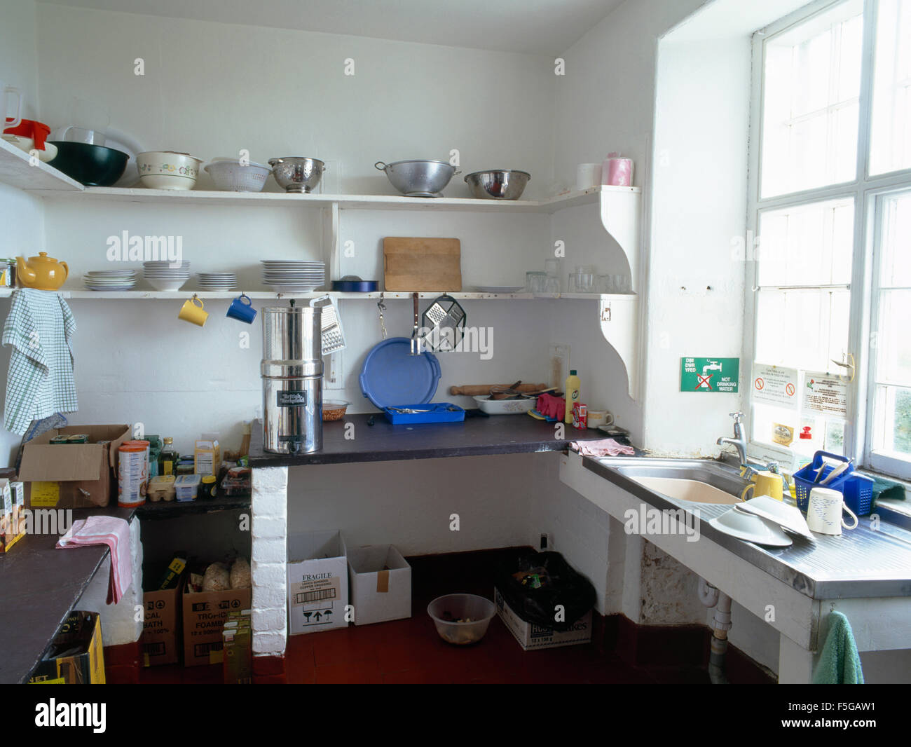 Victorian cottage kitchen hi-res stock photography and images - Alamy
