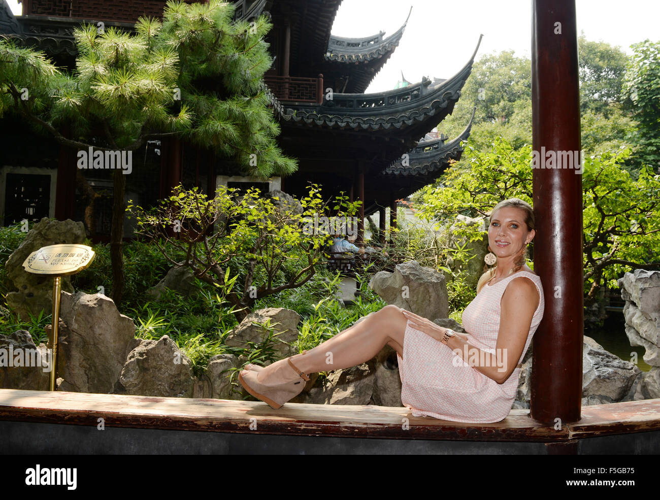 dpa-Exclusive - Maja Synke, Princess of Hohenzollern, leans against a ...